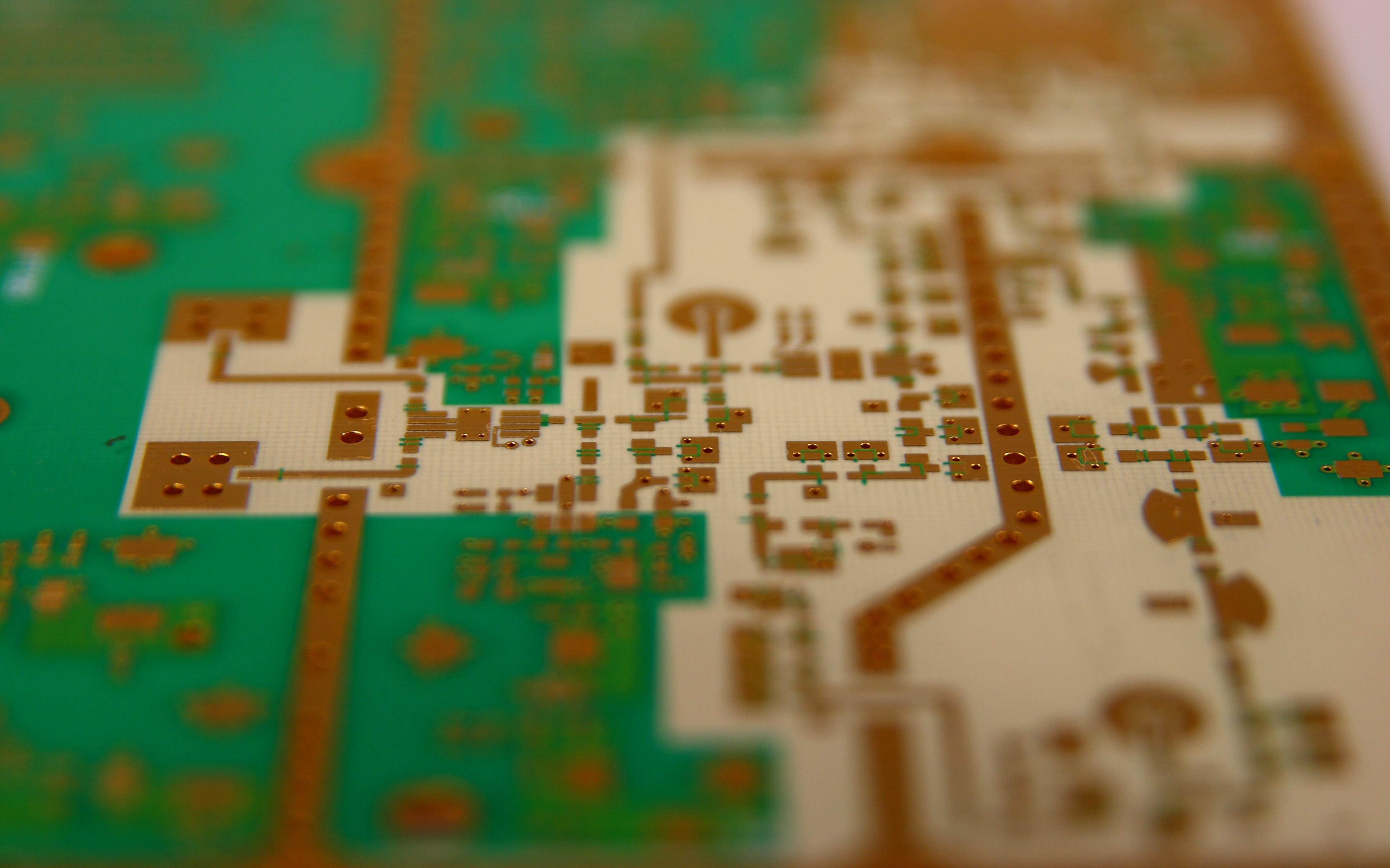 Radio frequency (RF) and Microwave printed circuits| Manufacturers of ...